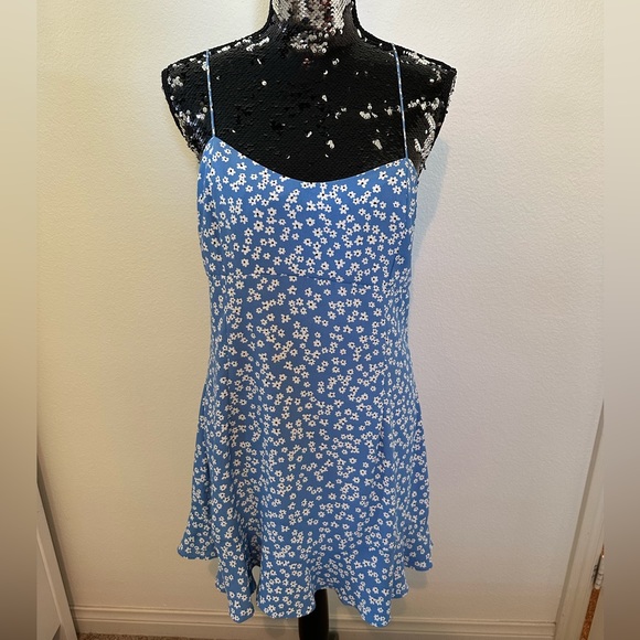 Zara | Dresses | Zara Flower Dress | Poshmark